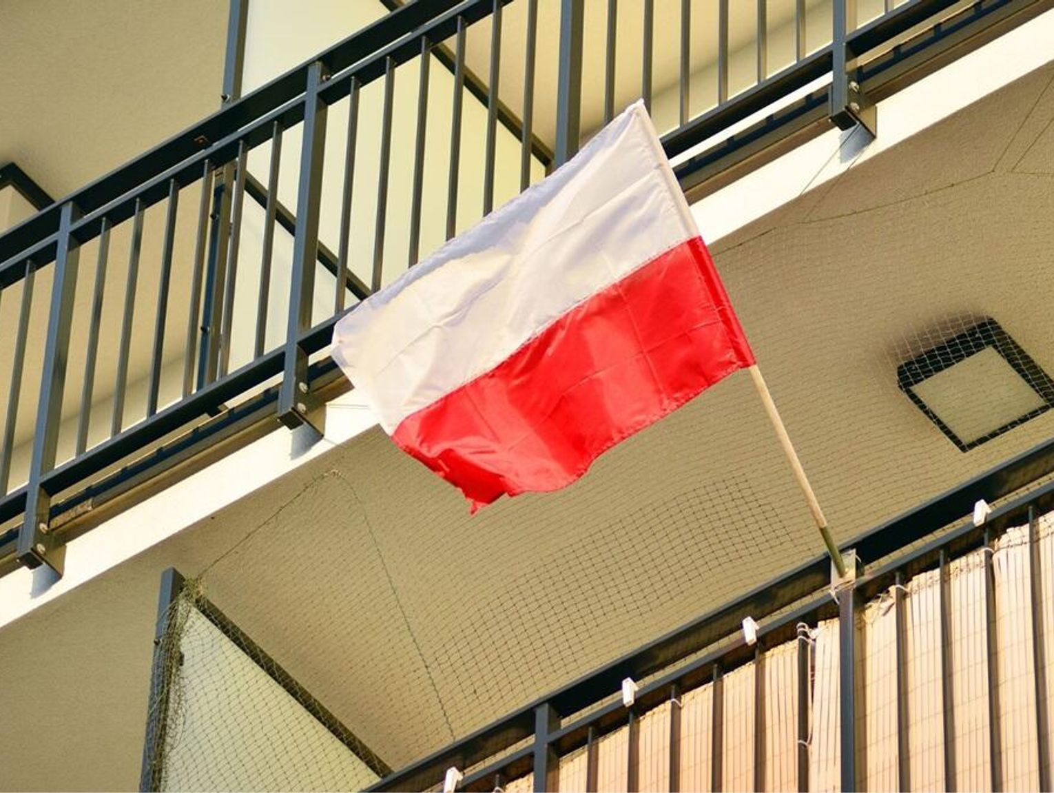 Za niechlujne wywieszenie flagi dostaniesz mandat